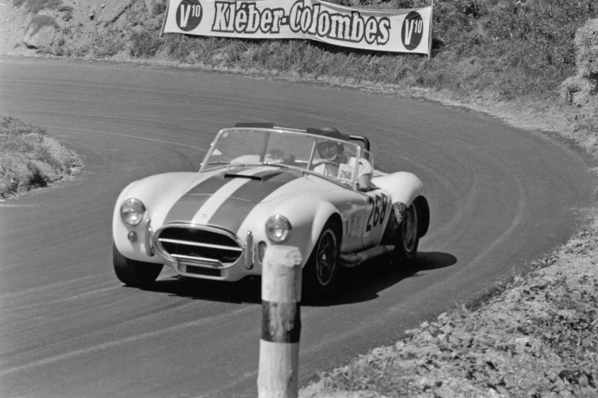 1966 AC 427 Cobra Shelby Previously Sold | FISKENS
